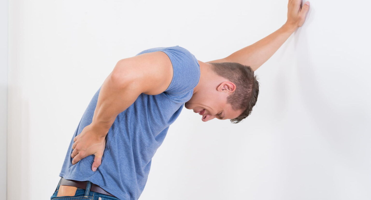 Lombalgia: causas, sintomas e tratamento - ITC Vertebral