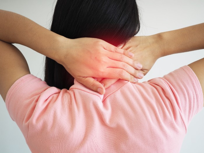 Hérnia no pescoço e inflamação nervosa - ITC vertebral