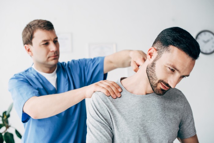 Sinal de Lhermitte: O que é? Tem tratamento? - ITC Vertebral