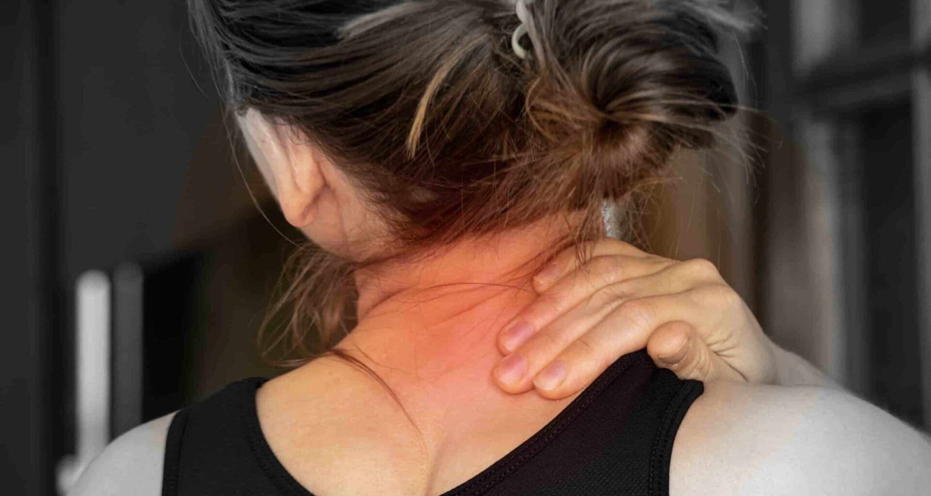 Dor no Pescoço lado esquerdo: descubra o que pode ser - ITC Vertebral