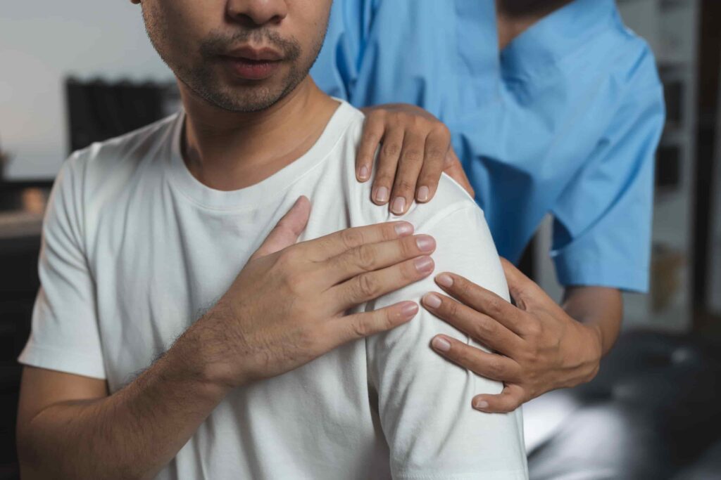 Omoplata: entenda o que é, suas funções e disfunções - ITC Vertebral