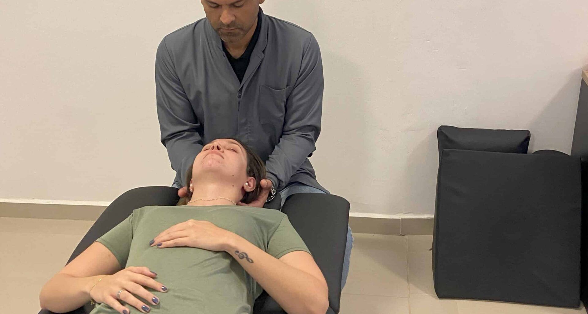 Colete para Coluna: o que é, quando usar, resolve? - ITC Vertebral