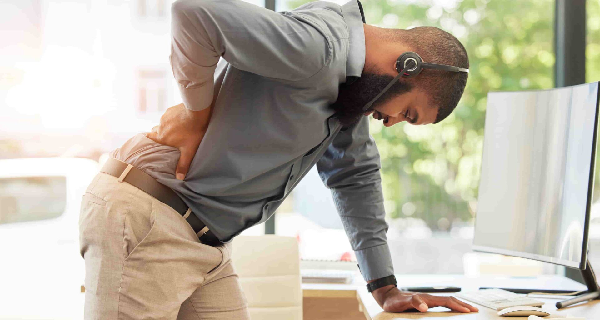 Distensão muscular nas costas é grave? - ITC Vertebral