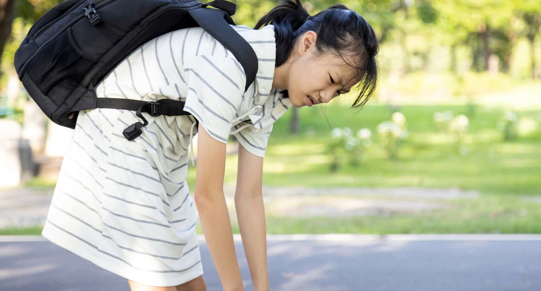 Como fazer teste de Adams para escoliose? - ITC Vertebral