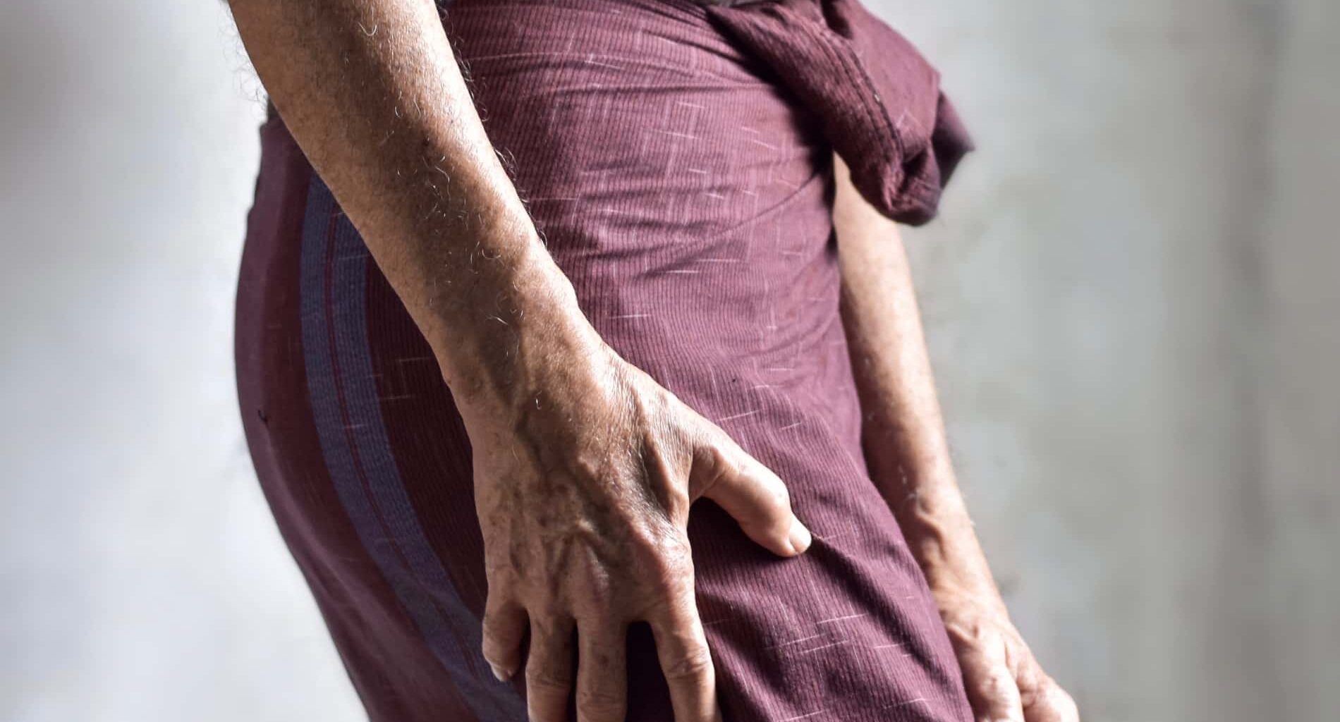 Tudo o que você precisa saber sobre o ciatico: Sintomas, causas ...